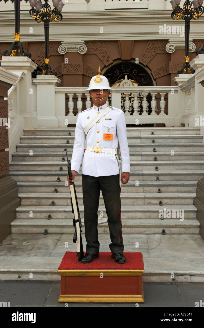 Royal Guard in the Grand Palace. Bangkok, Thailand Stock Photo - Alamy