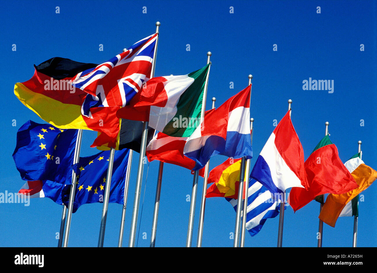 Eu flags hi-res stock photography and images - Alamy