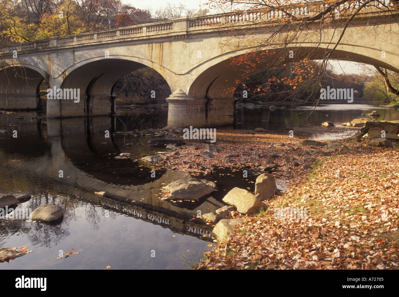 Mid delaware bridge hi-res stock photography and images - Alamy