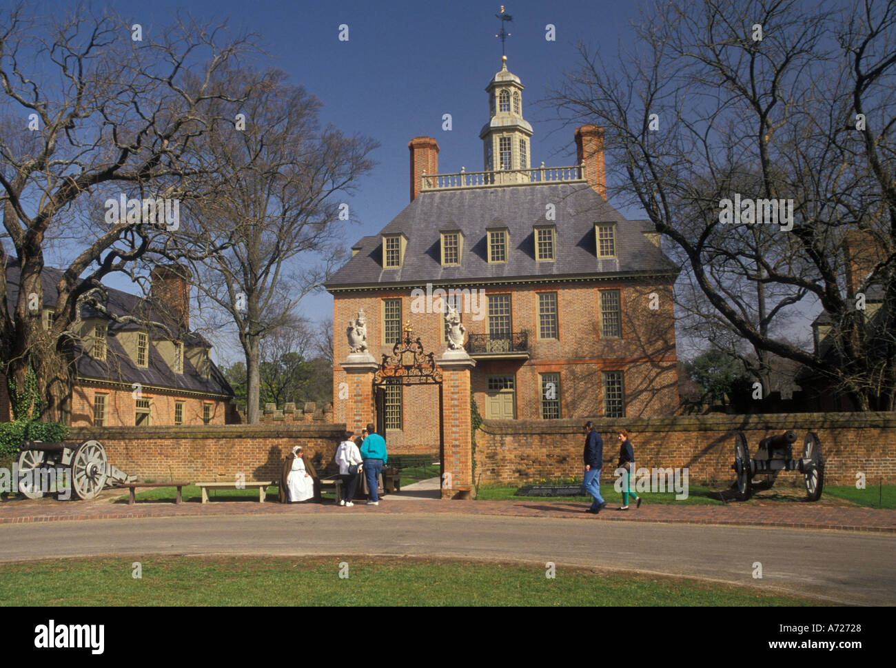 Virginia executive mansion hi-res stock photography and images - Alamy