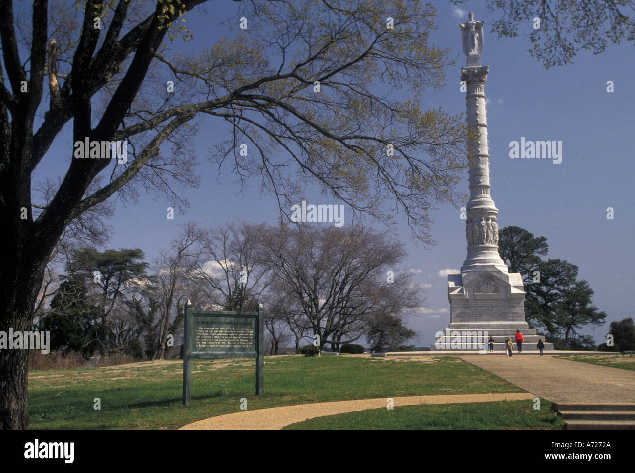 Yorktown victory monument virginia hi-res stock photography and images ...