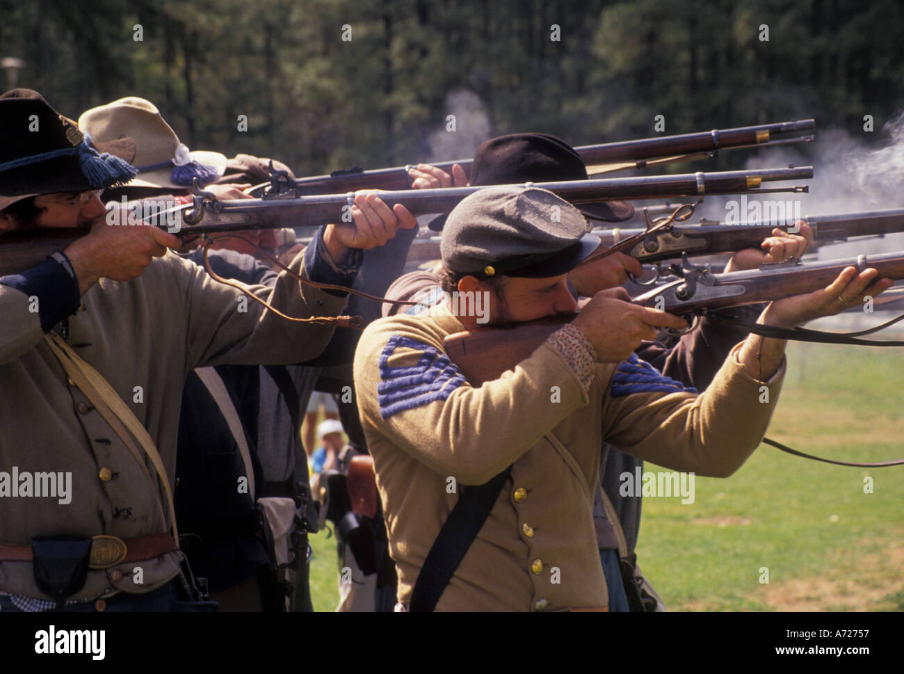 Confederate soldiers hi-res stock photography and images - Alamy