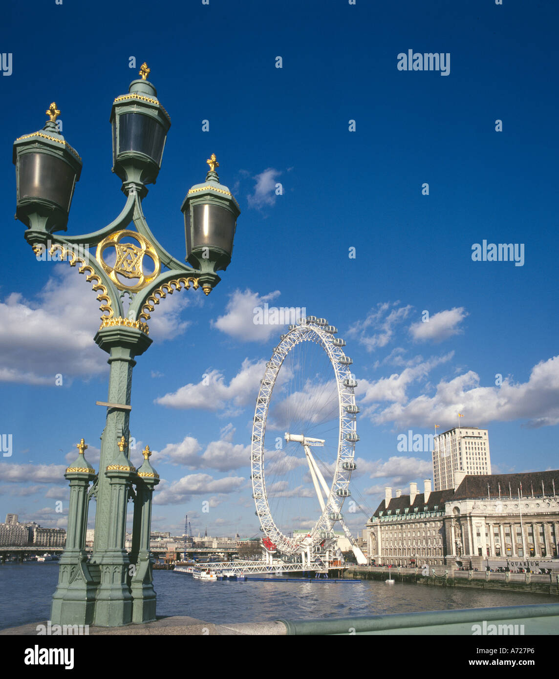 Westminster bridge river thames hi-res stock photography and images - Alamy