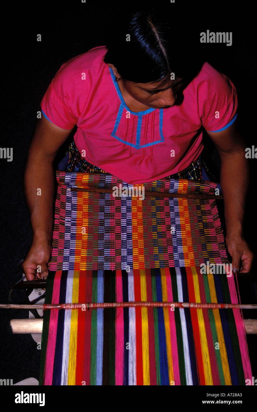 Mayan artisan craft hi-res stock photography and images - Alamy