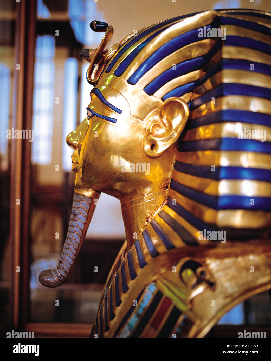 Tutankhamun Death Mask in the Cairo Museum Cairo Egypt Stock Photo - Alamy