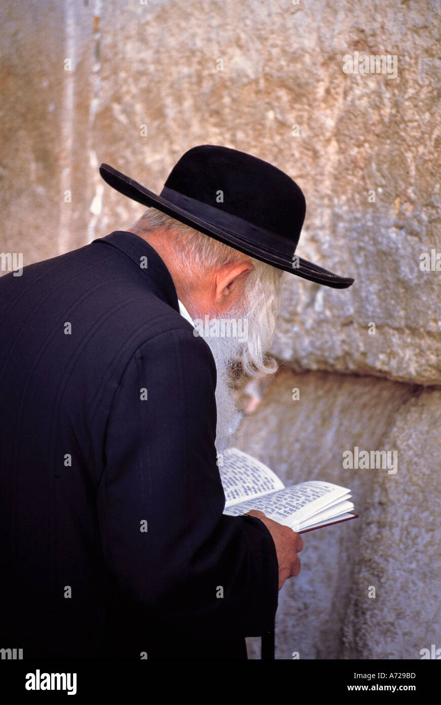 Old Jewish Men High Resolution Stock Photography and Images - Alamy