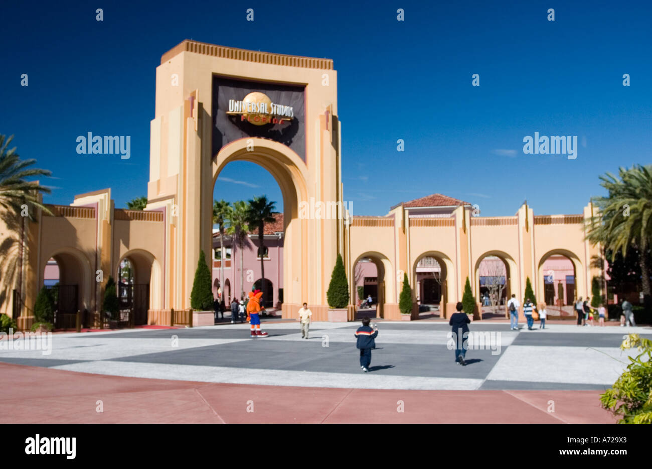 Arches at entrance to Universal Studios Orlando Florida Stock Photo - Alamy