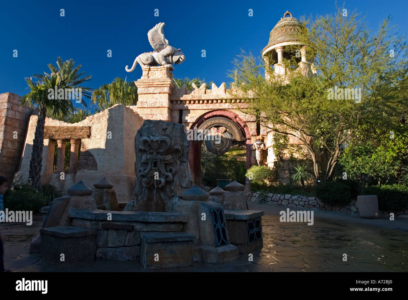 Mystic Fountain and entrance Eighth Voyage of Sinbad stunt show Islands ...