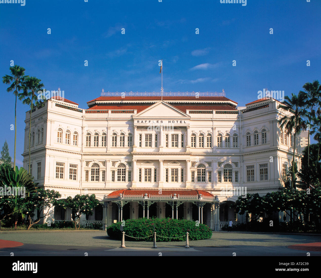 Sir Stamford Raffles Hotel Singapore Stock Photo - Alamy