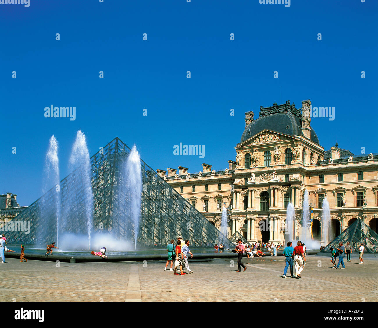 Pyramid and Fountain at the Louvre Museum Paris France Stock Photo - Alamy