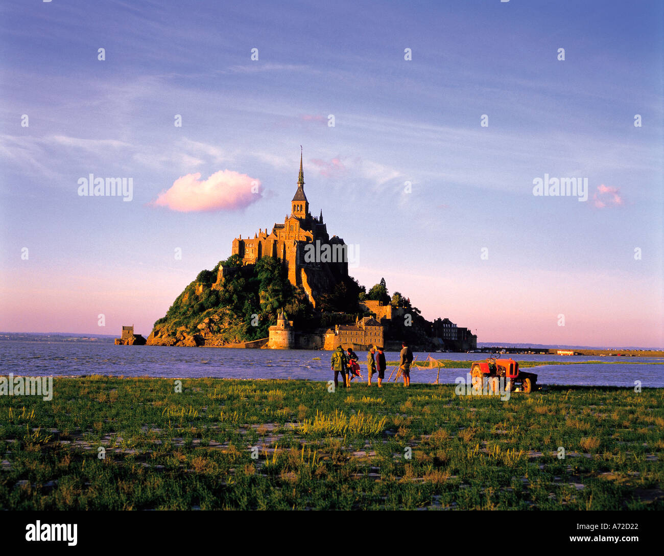 Castles of normandy hi-res stock photography and images - Alamy