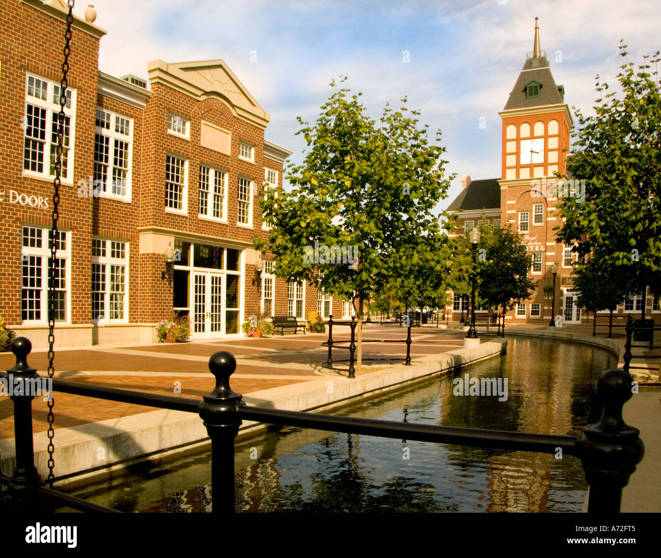 Molengracht Plaza in downtown Pella IA Stock Photo - Alamy