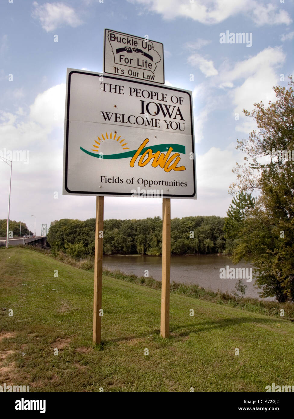 Iowa state sign with Mississippi River in background welcomes visitors ...