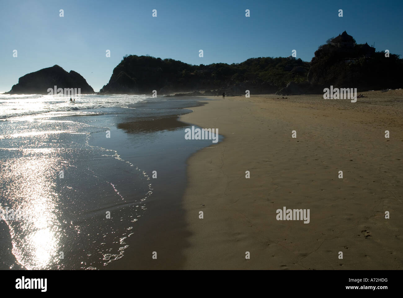 Zipolite beach oaxaca palm hi-res stock photography and images - Alamy