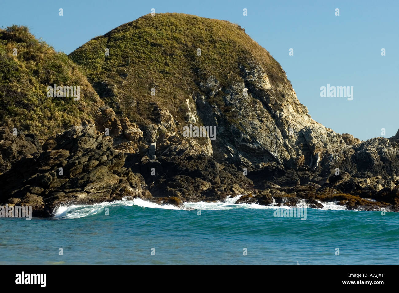 Zipolite beach oaxaca palm hi-res stock photography and images - Alamy