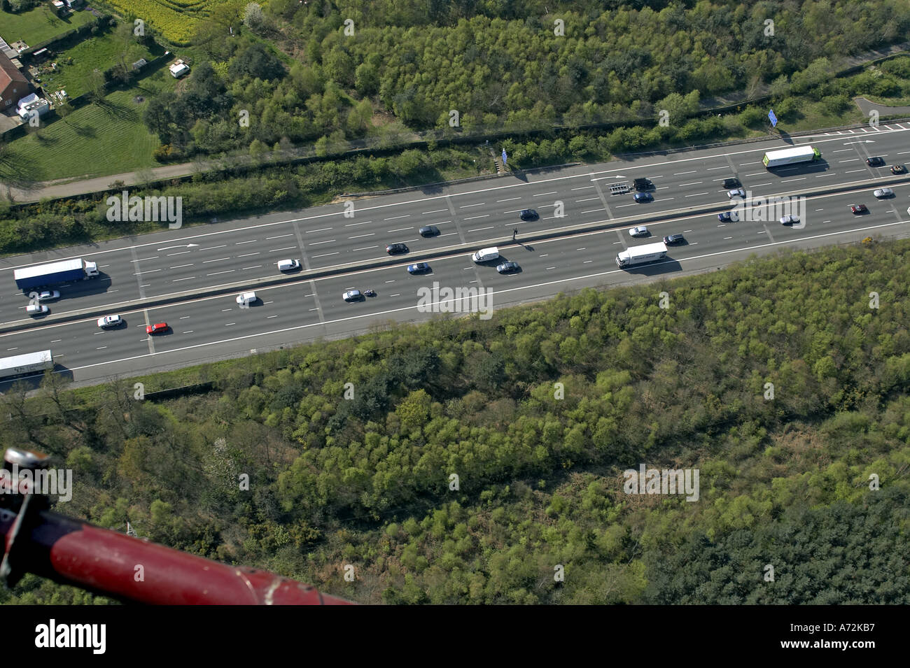 Aerial view london m25 motorway hi-res stock photography and images - Alamy