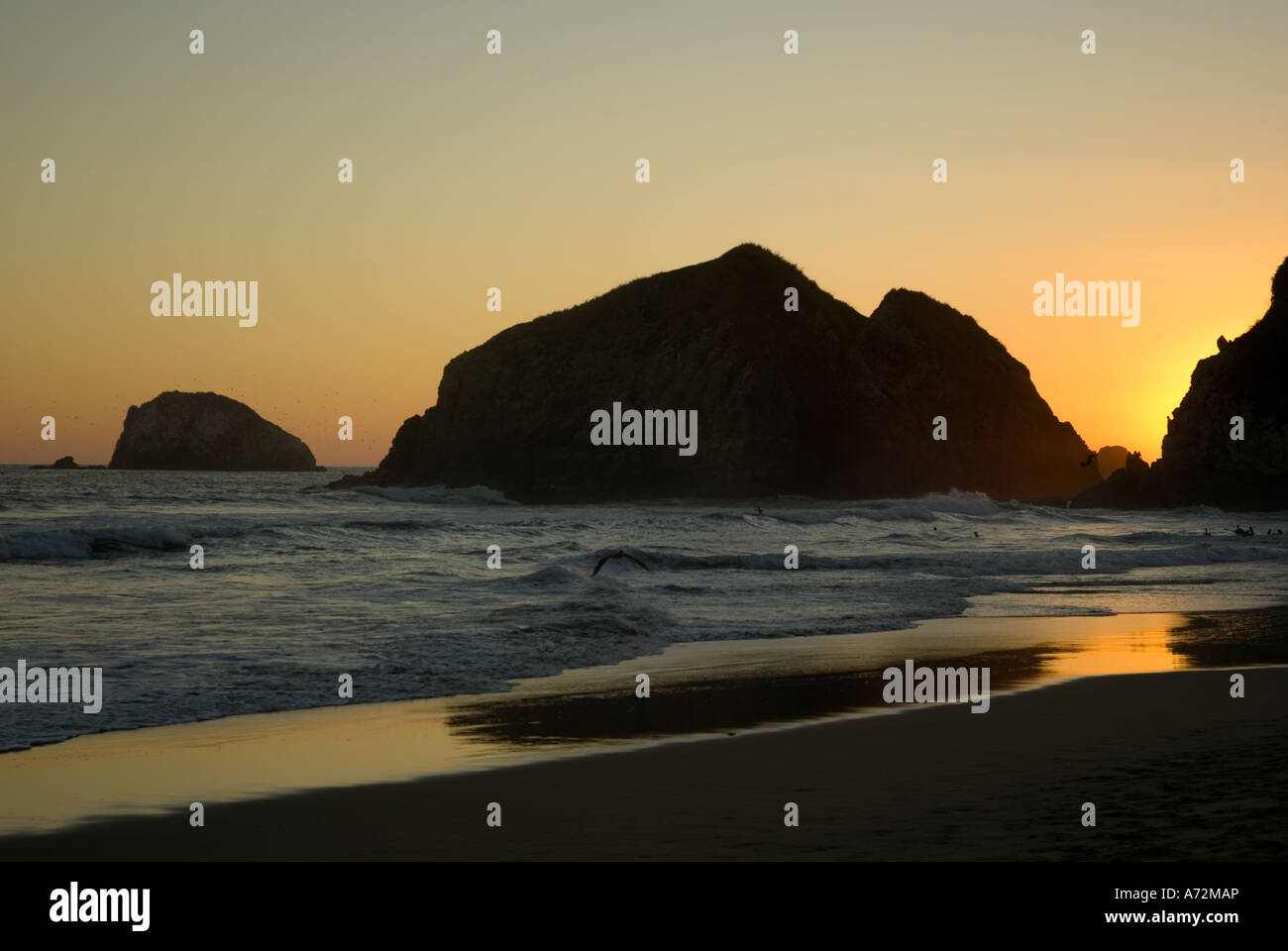 Zipolite sunset - Oaxaca - Mexico Stock Photo - Alamy