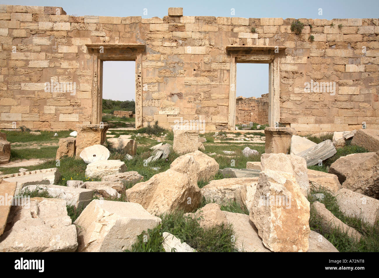 Gaddafi statue hi-res stock photography and images - Alamy