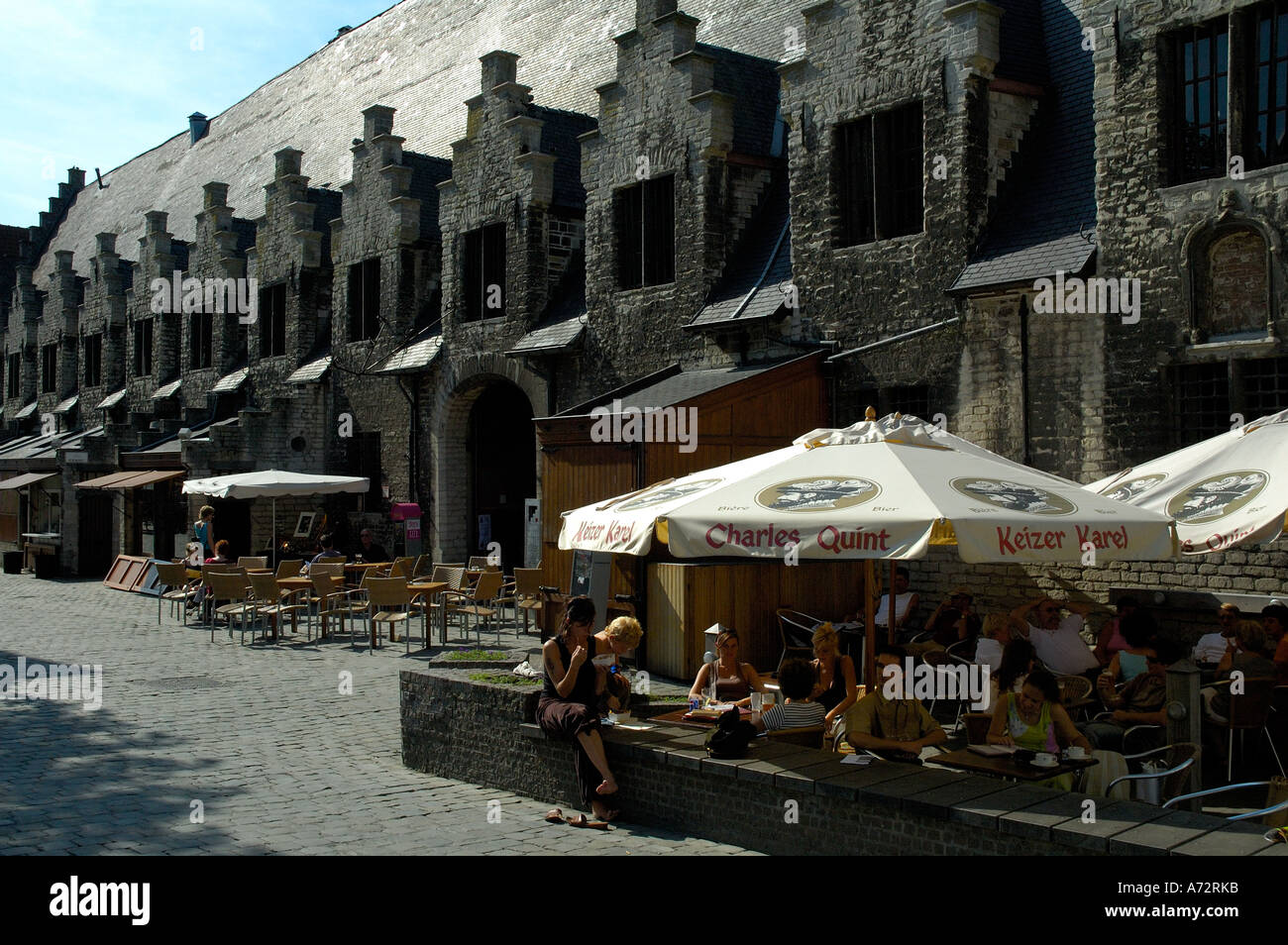 Groot huis hi-res stock photography and images - Alamy