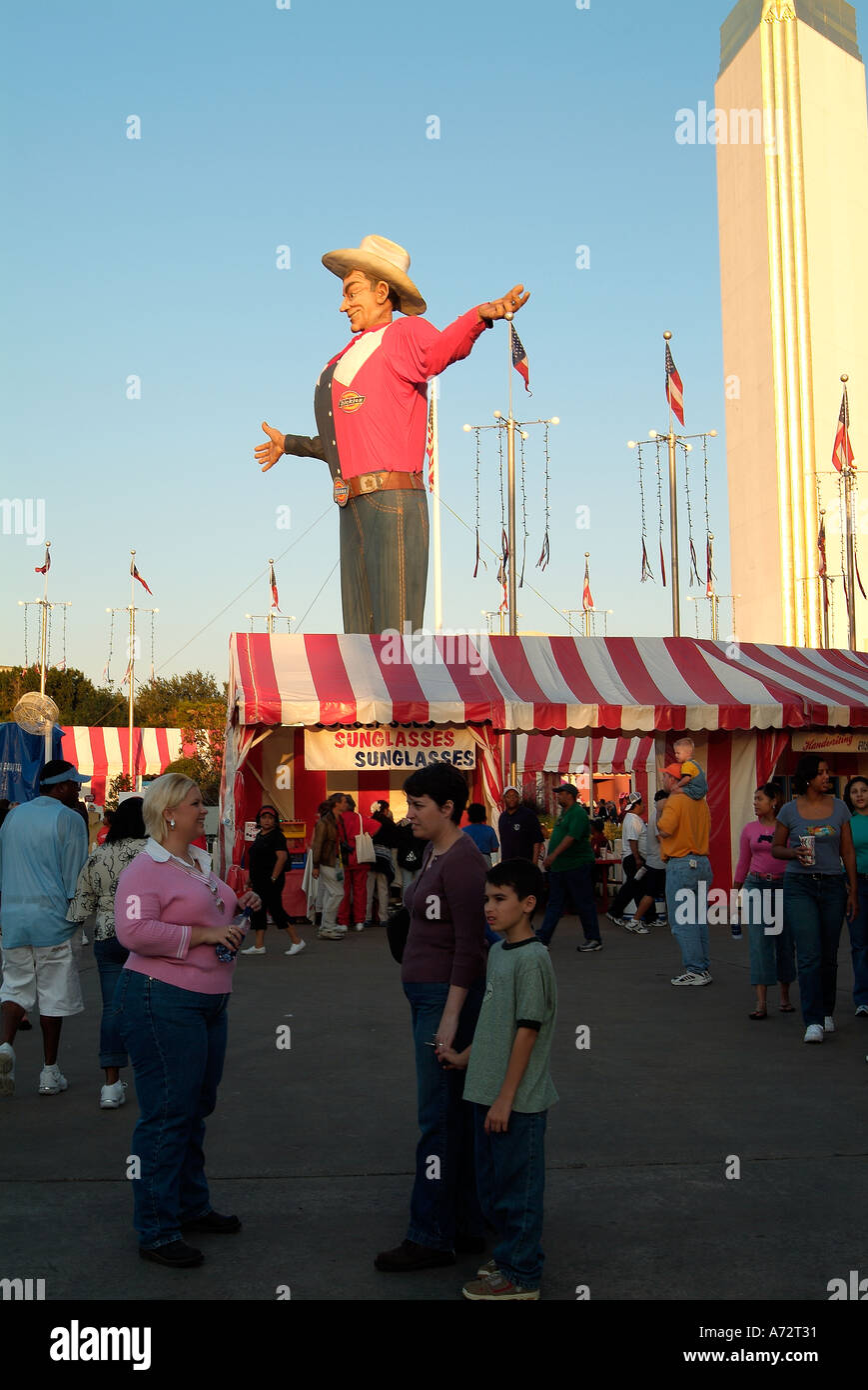 Big tex hi-res stock photography and images - Alamy