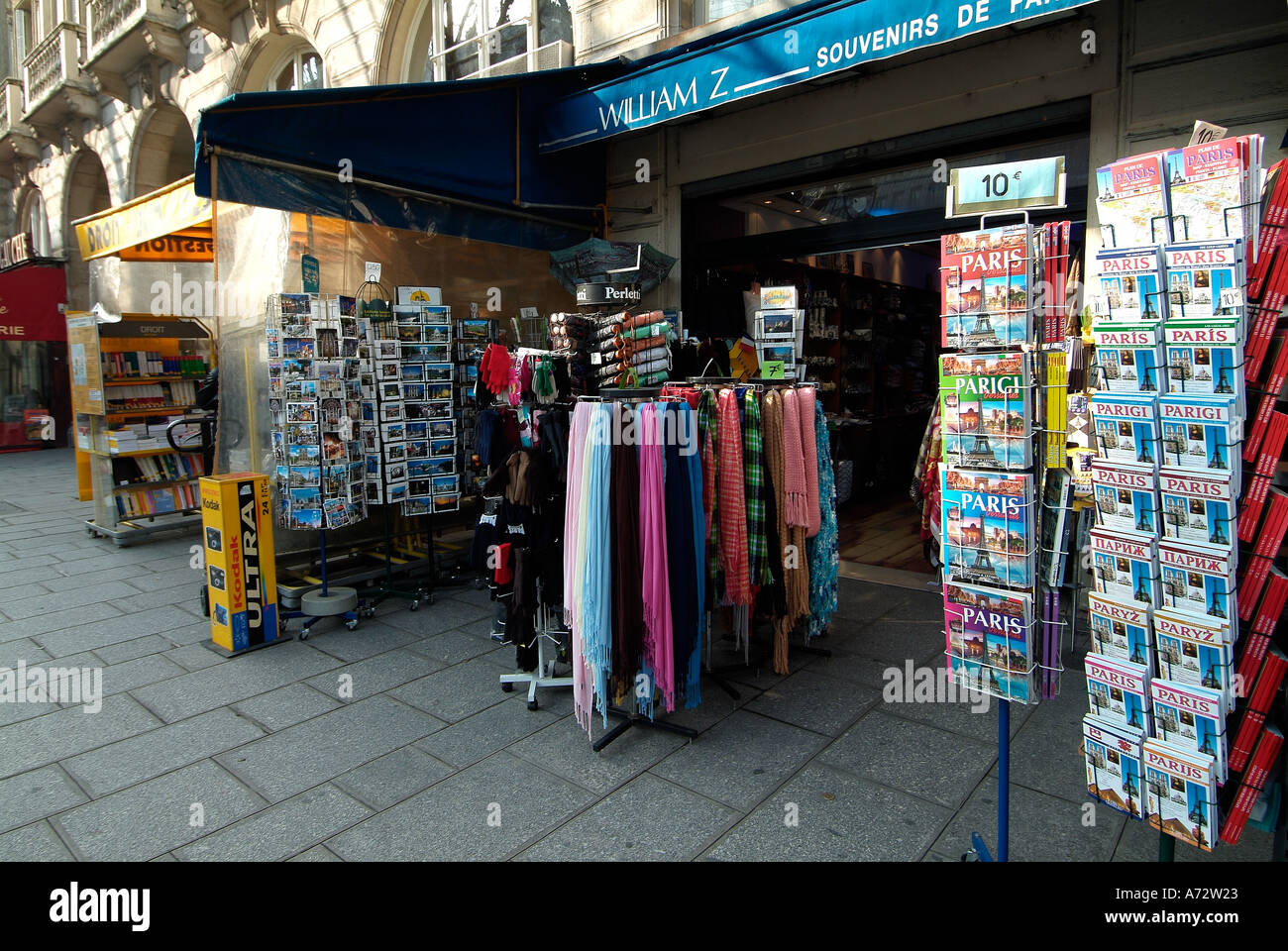 Postcard images hi-res stock photography and images - Alamy