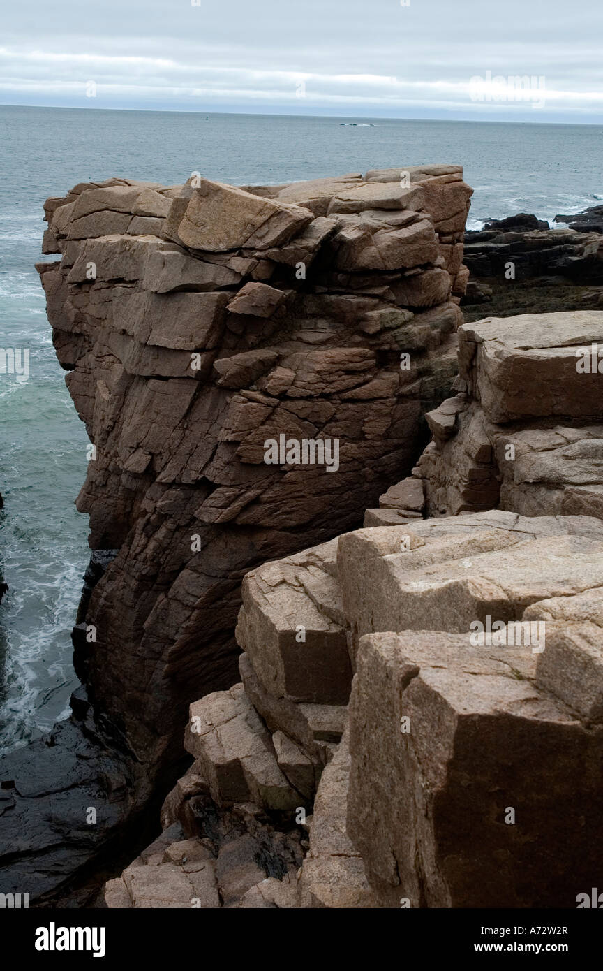 Thunder hole acadia national park hi-res stock photography and images ...