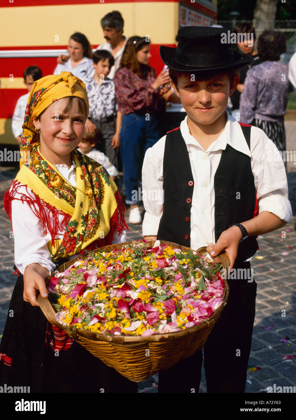 Portugal children national costume hi-res stock photography and images ...