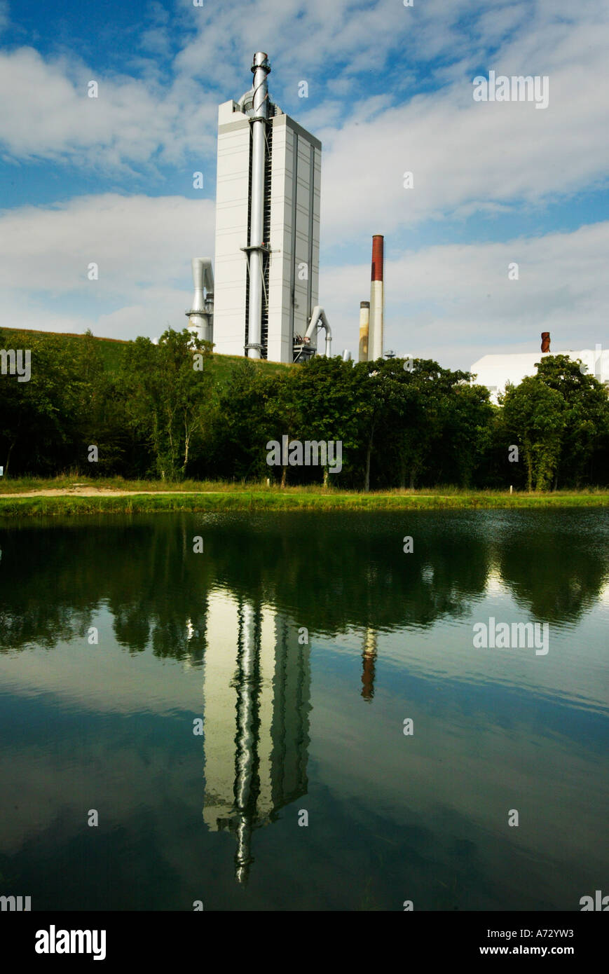 Castle cement works hi-res stock photography and images - Alamy