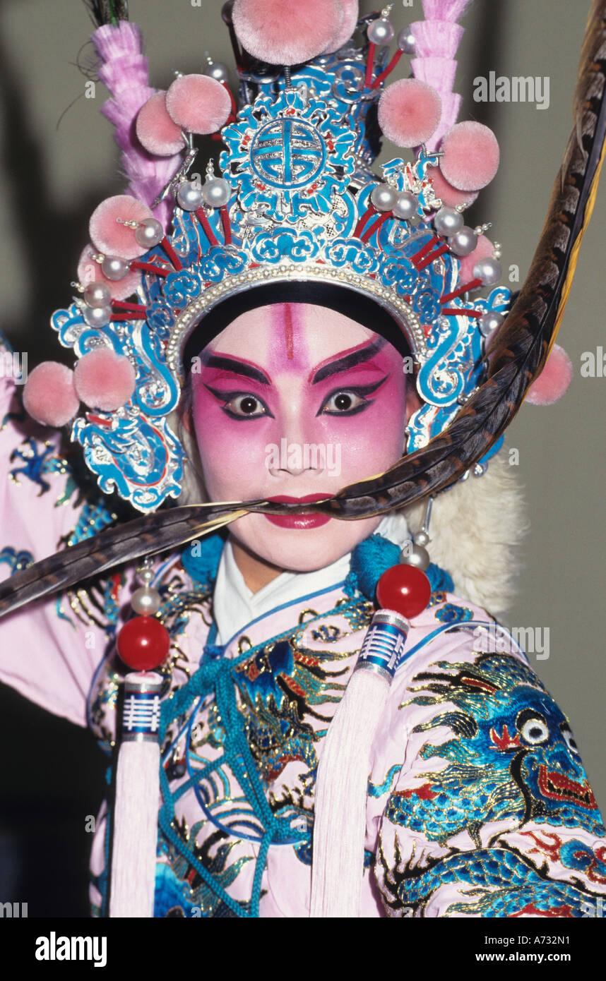 Chinese Opera Performer Beijing Stock Photo - Alamy