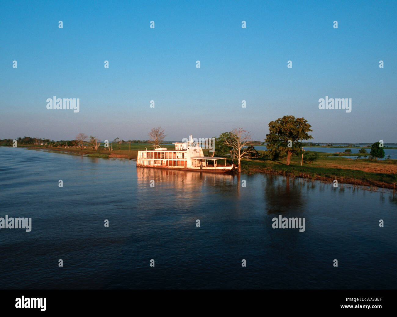 Amazonas Rio Solimões Brazil Stock Photo - Alamy