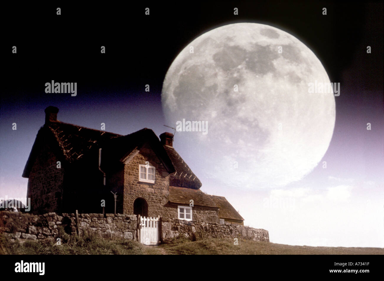 awesome,amazing,big,biggest,colossal, large, Thatched Cottage, Huge ...