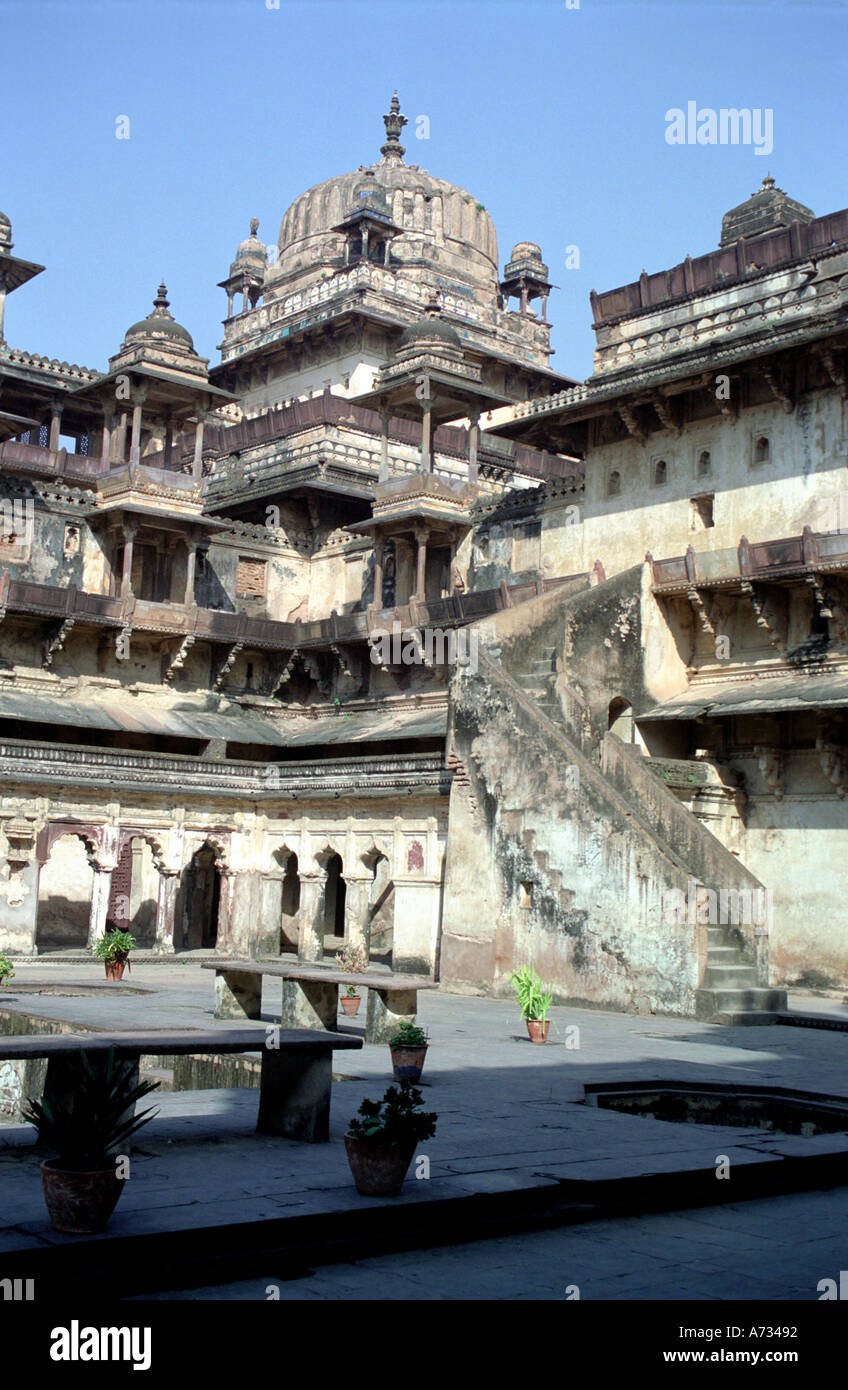 Orccha hi-res stock photography and images - Alamy