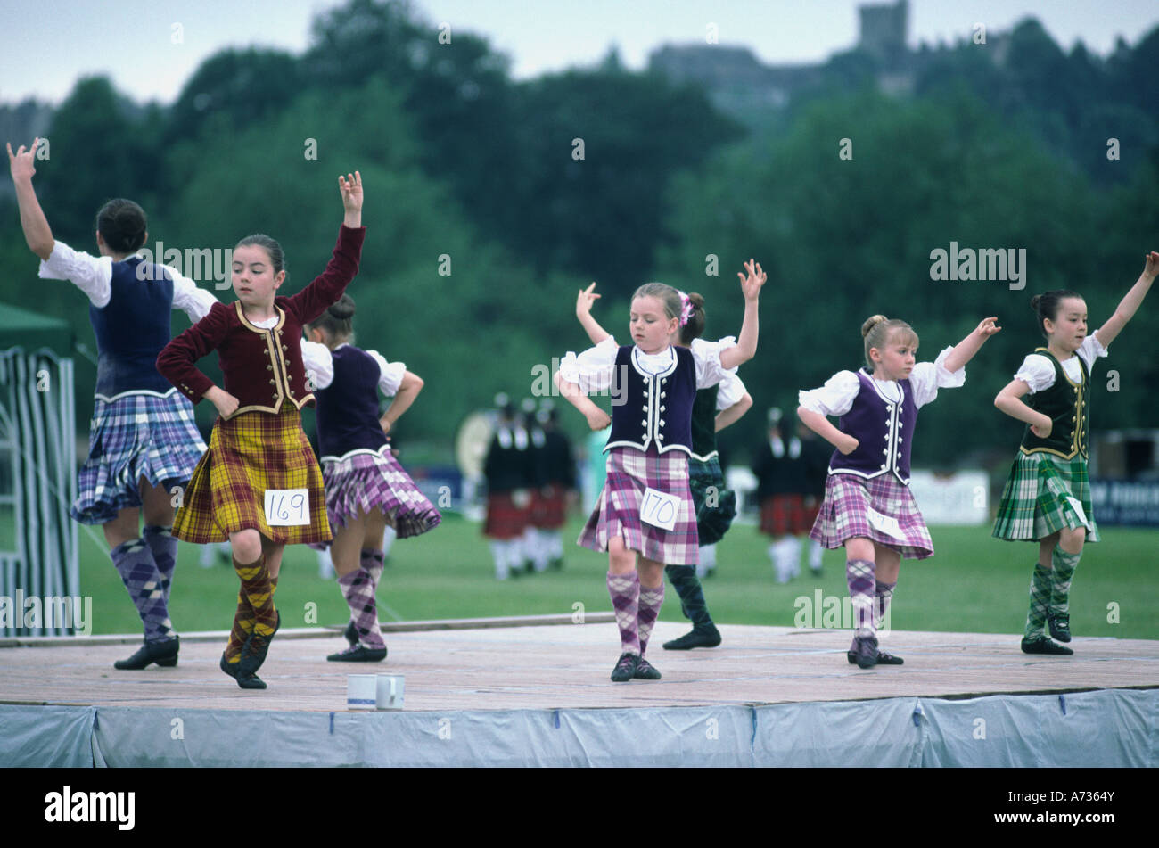 Traditional scottish dance hi-res stock photography and images - Alamy