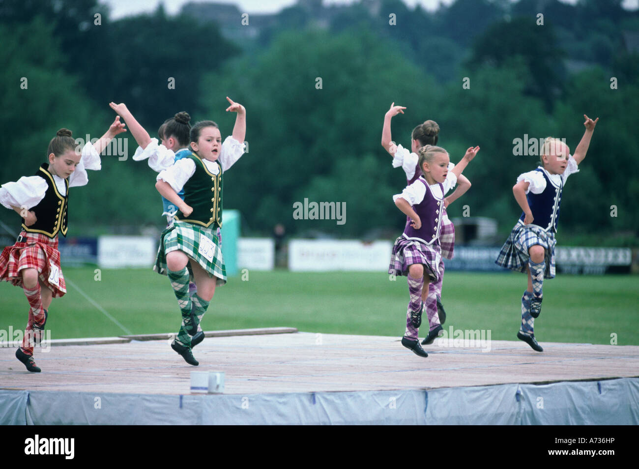 Scottish girls hi-res stock photography and images - Alamy