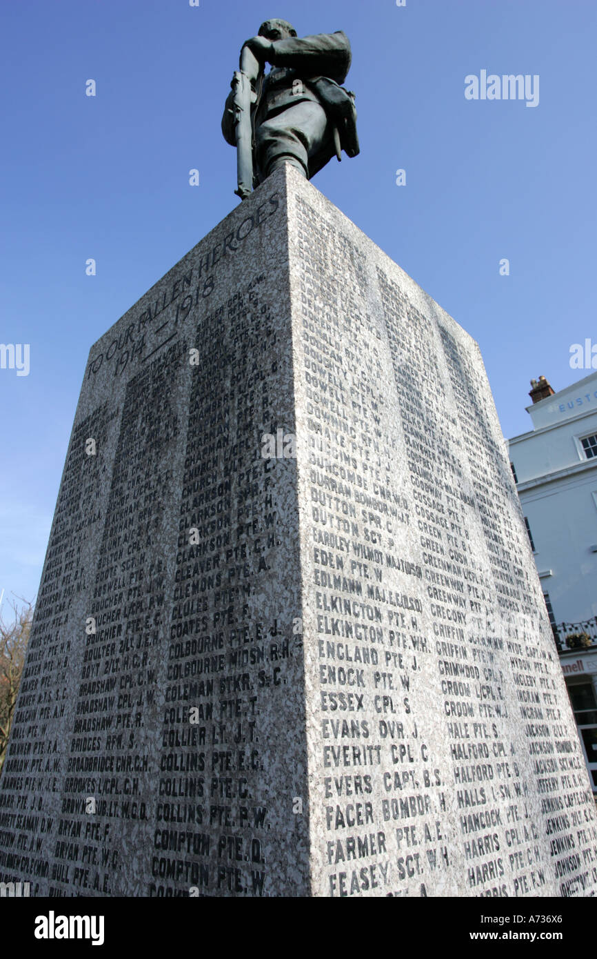 War memorial names hi-res stock photography and images - Alamy
