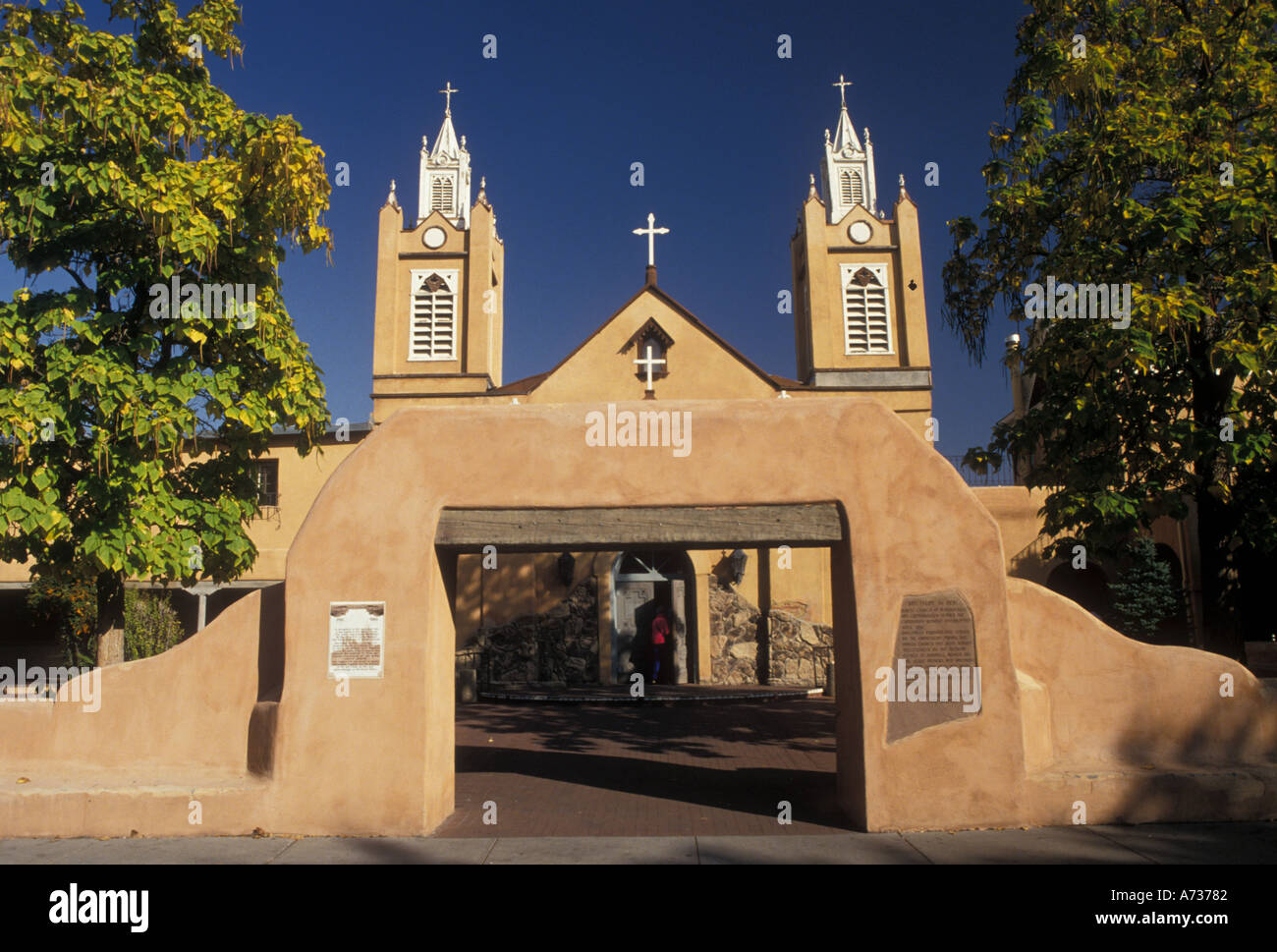 Pueblo spanish style architecture albuquerque old town hi-res stock ...