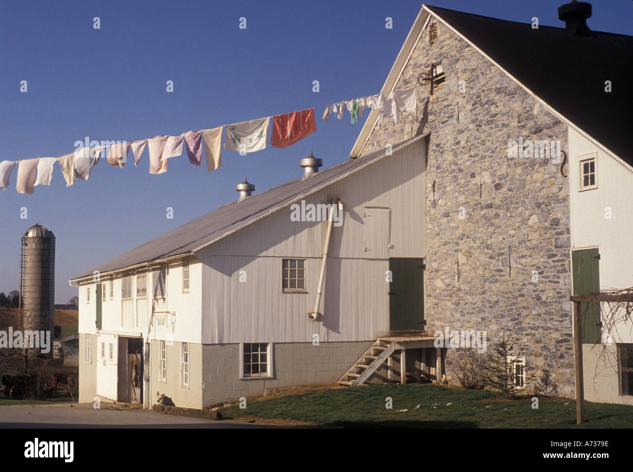 Amish laundry hi-res stock photography and images - Alamy