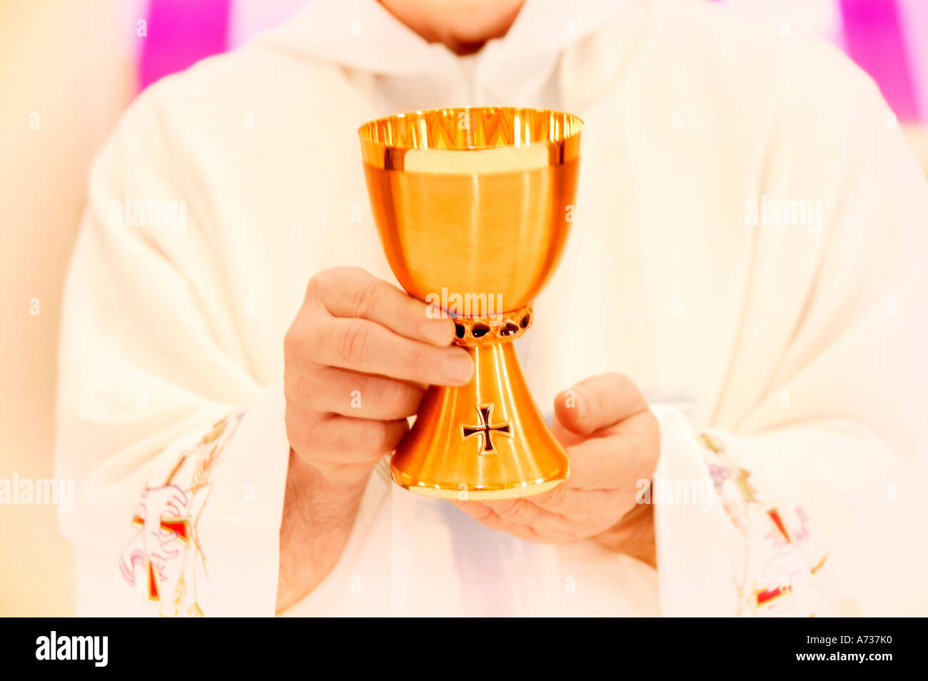 Communion Chalice High Resolution Stock Photography and Images - Alamy