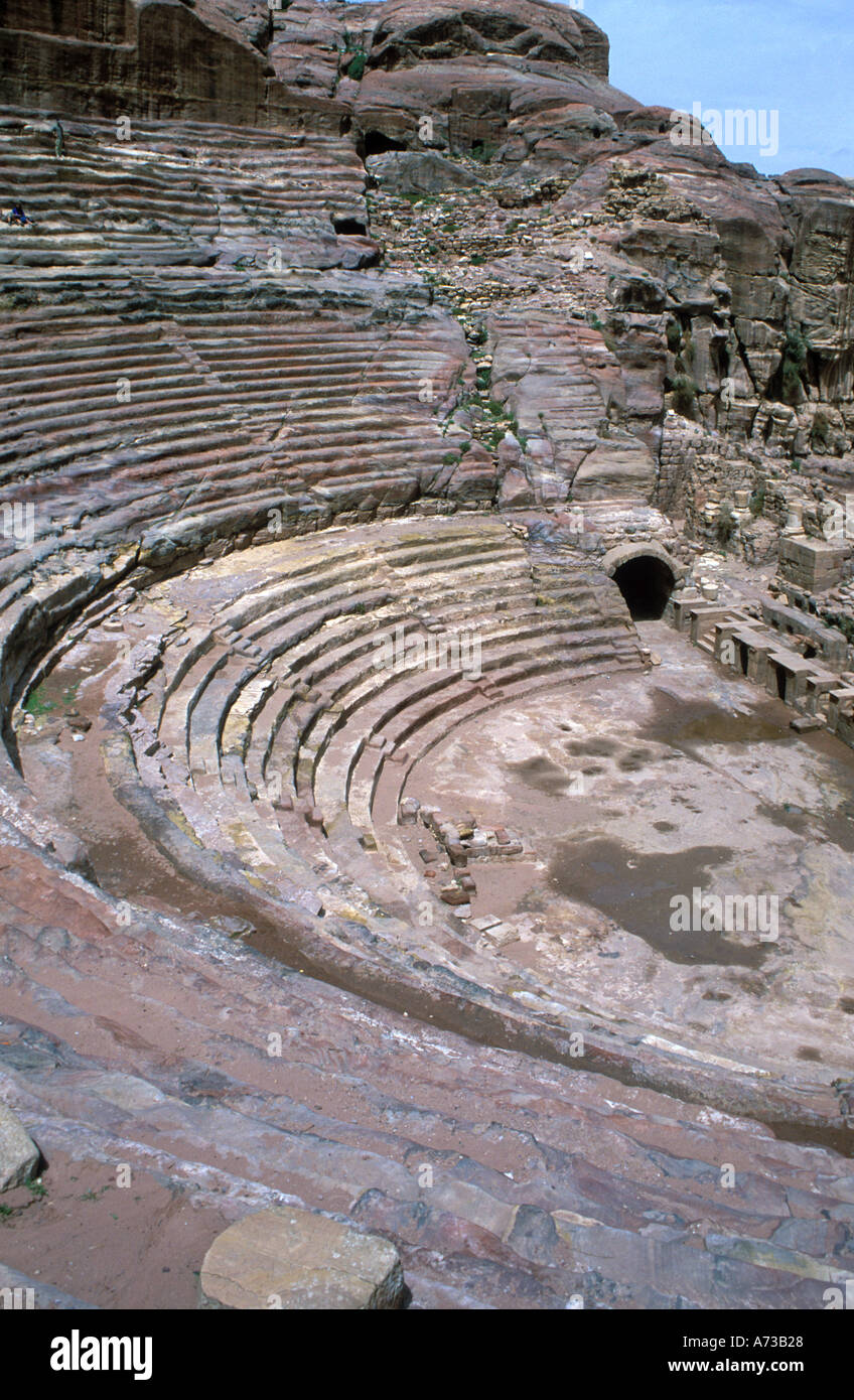 Jordan Petra Nabatean Amphitheatre Stock Photo - Alamy
