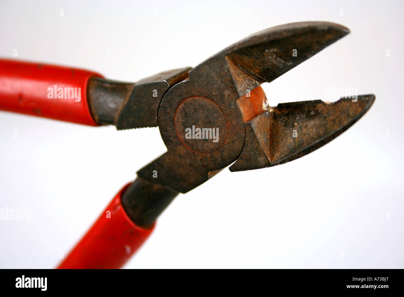 Wire cutters hi-res stock photography and images - Alamy