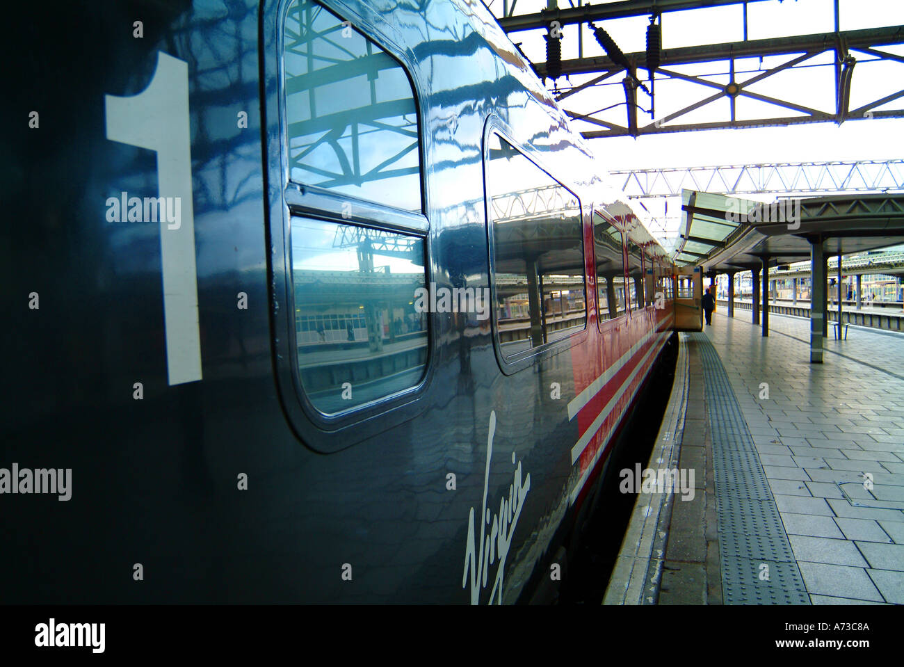 Virgin train first class hi-res stock photography and images - Alamy