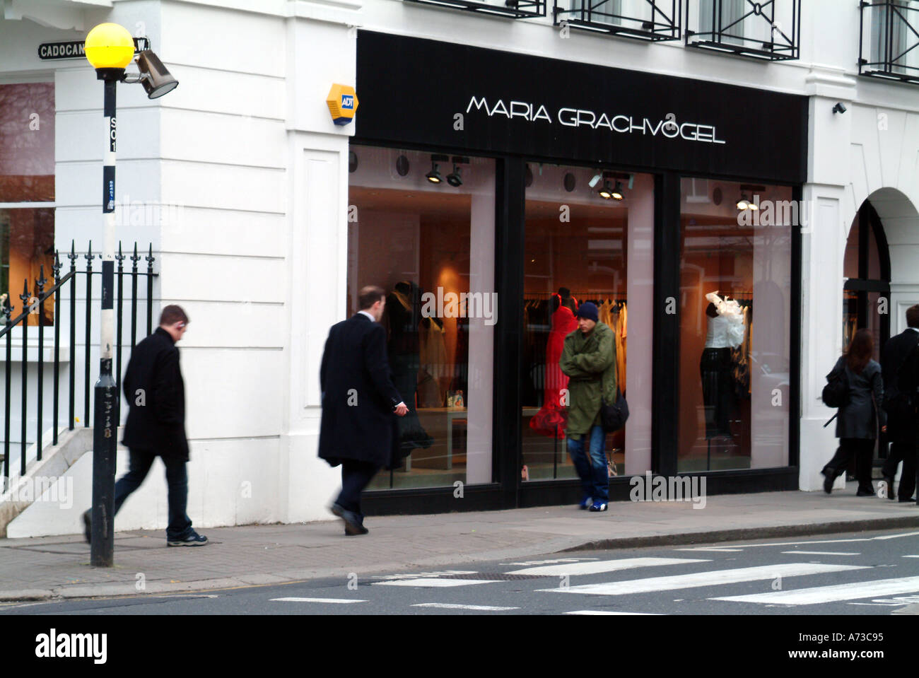 Sloane street stores hi-res stock photography and images - Alamy