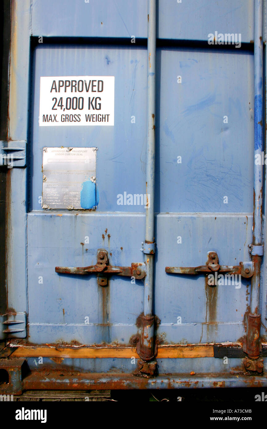 Container door handles hi-res stock photography and images - Alamy