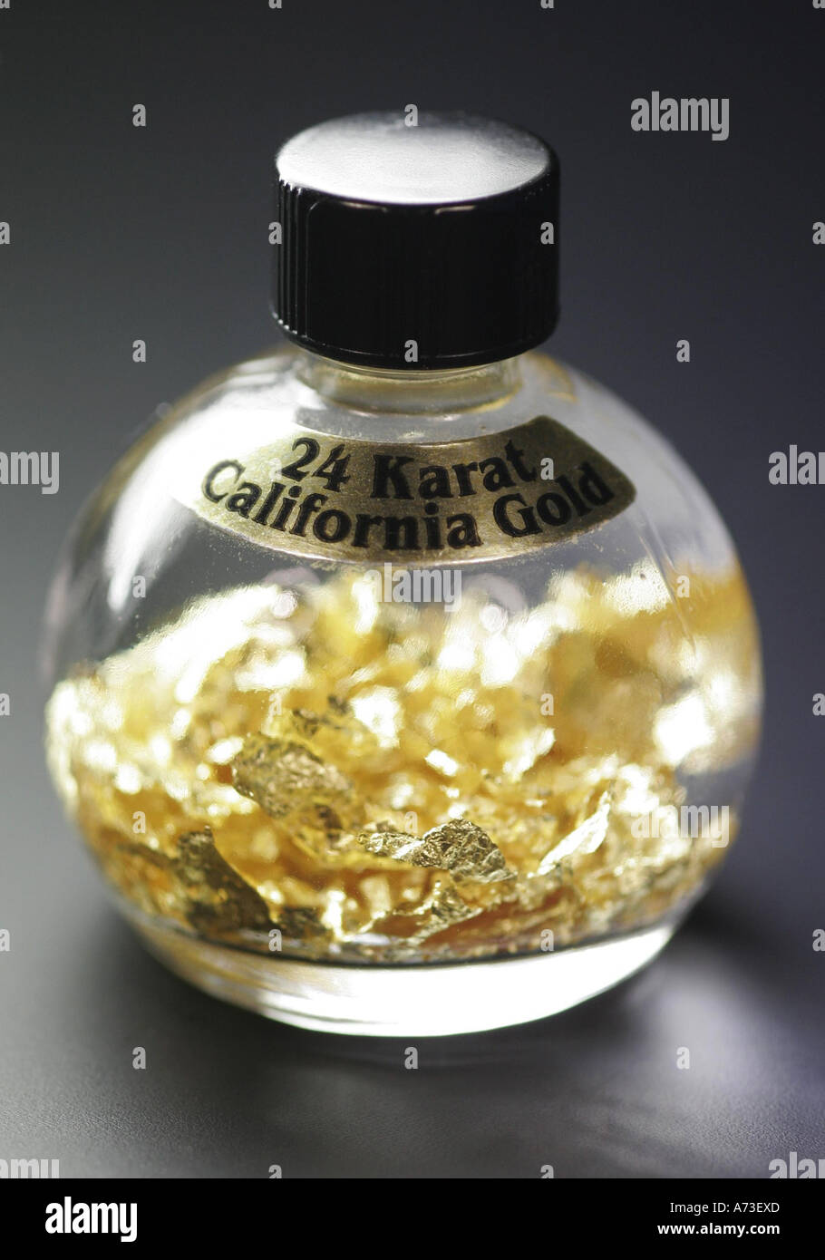 24 Karat california gold in a bottle, California Stock Photo - Alamy