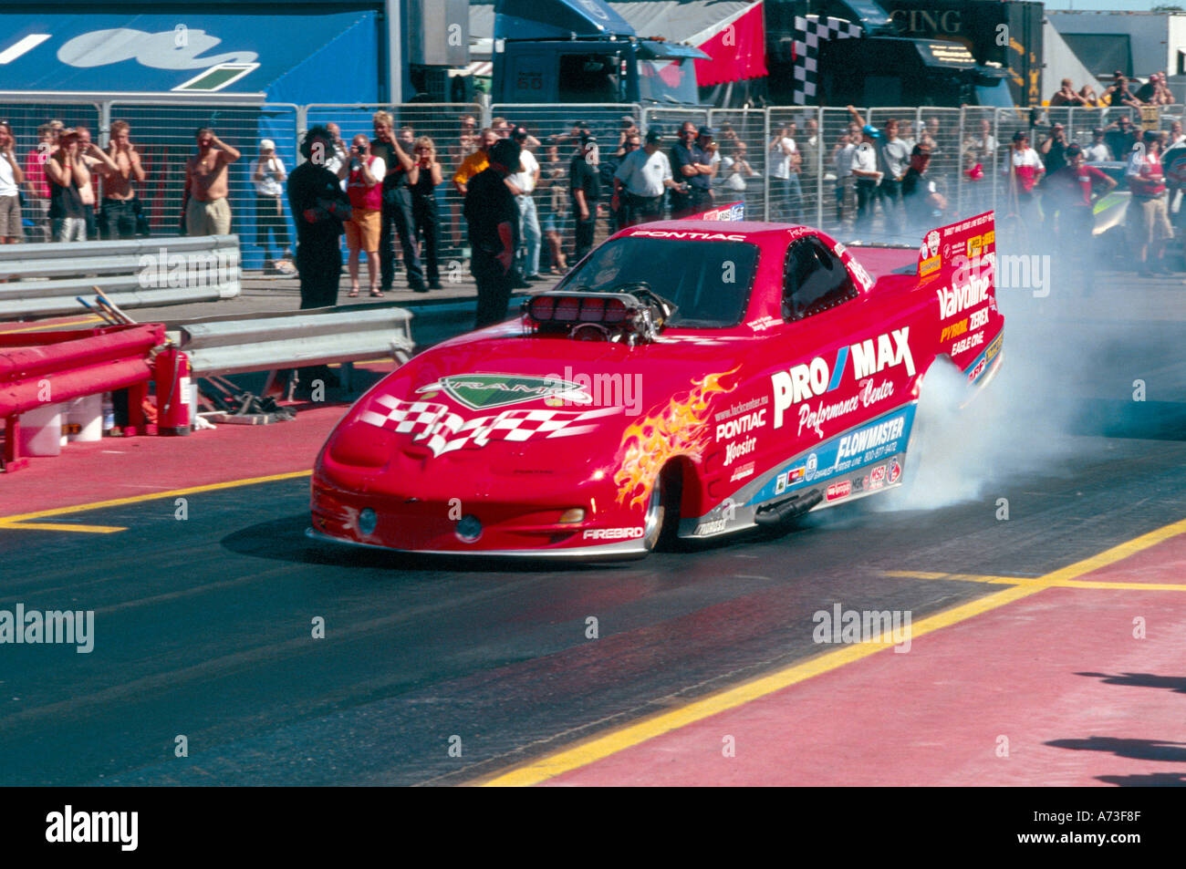 Top alcohol drag racing car hi-res stock photography and images - Alamy