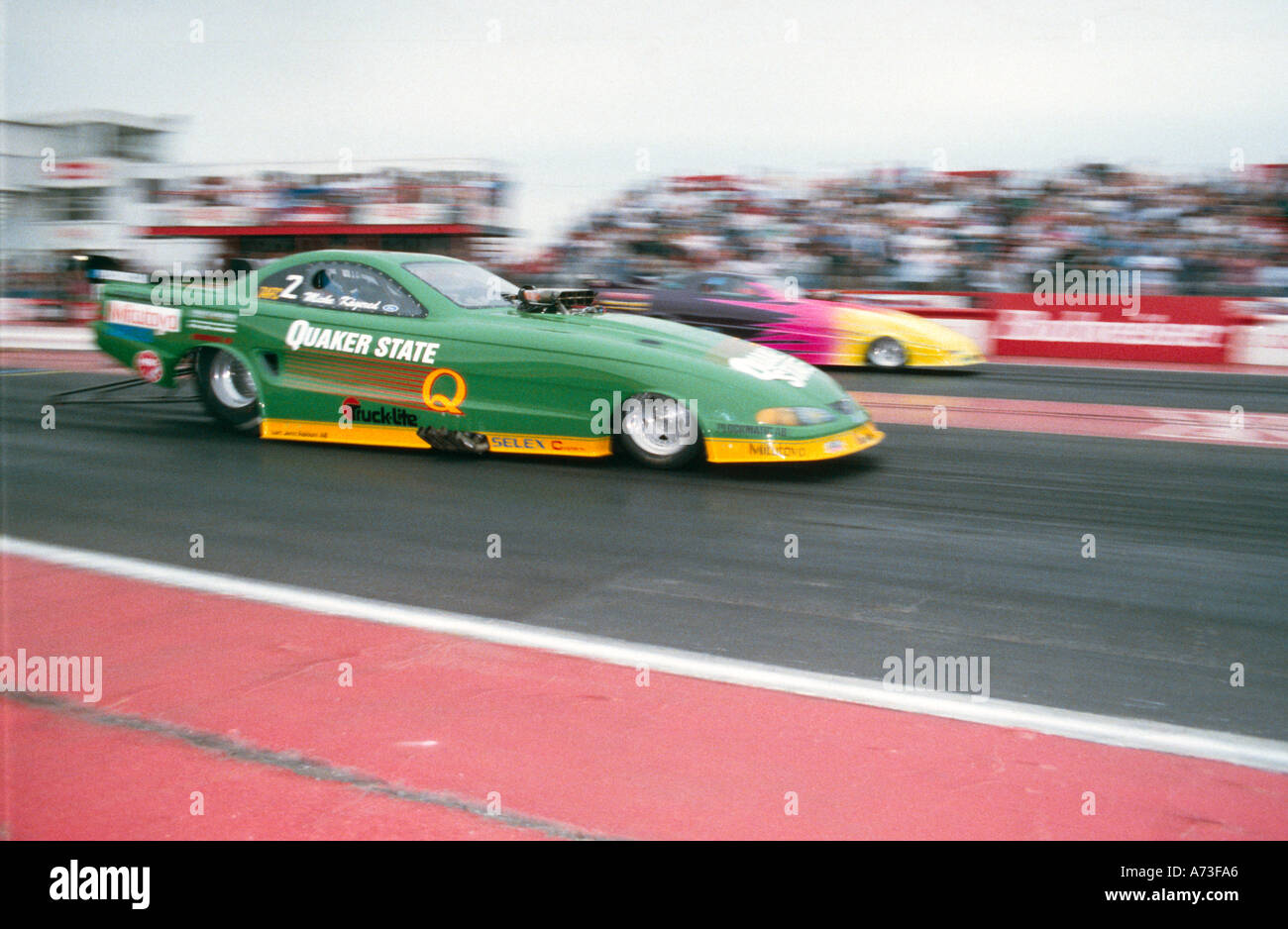 Top alcohol drag racing car hi-res stock photography and images - Alamy