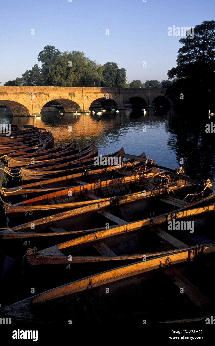 Europe, England, Stratford-on-Avon. Clopton Bridge; 15th Century bridge ...
