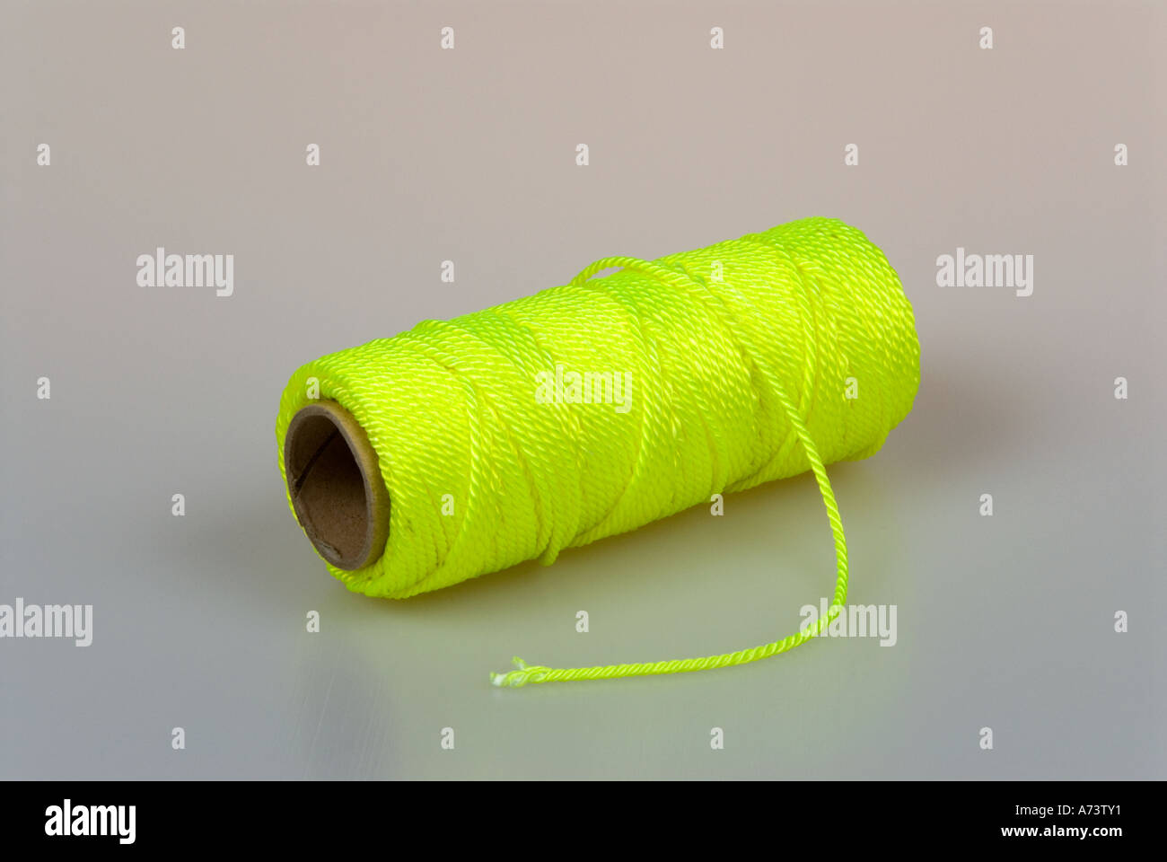 String line marker hi-res stock photography and images - Alamy