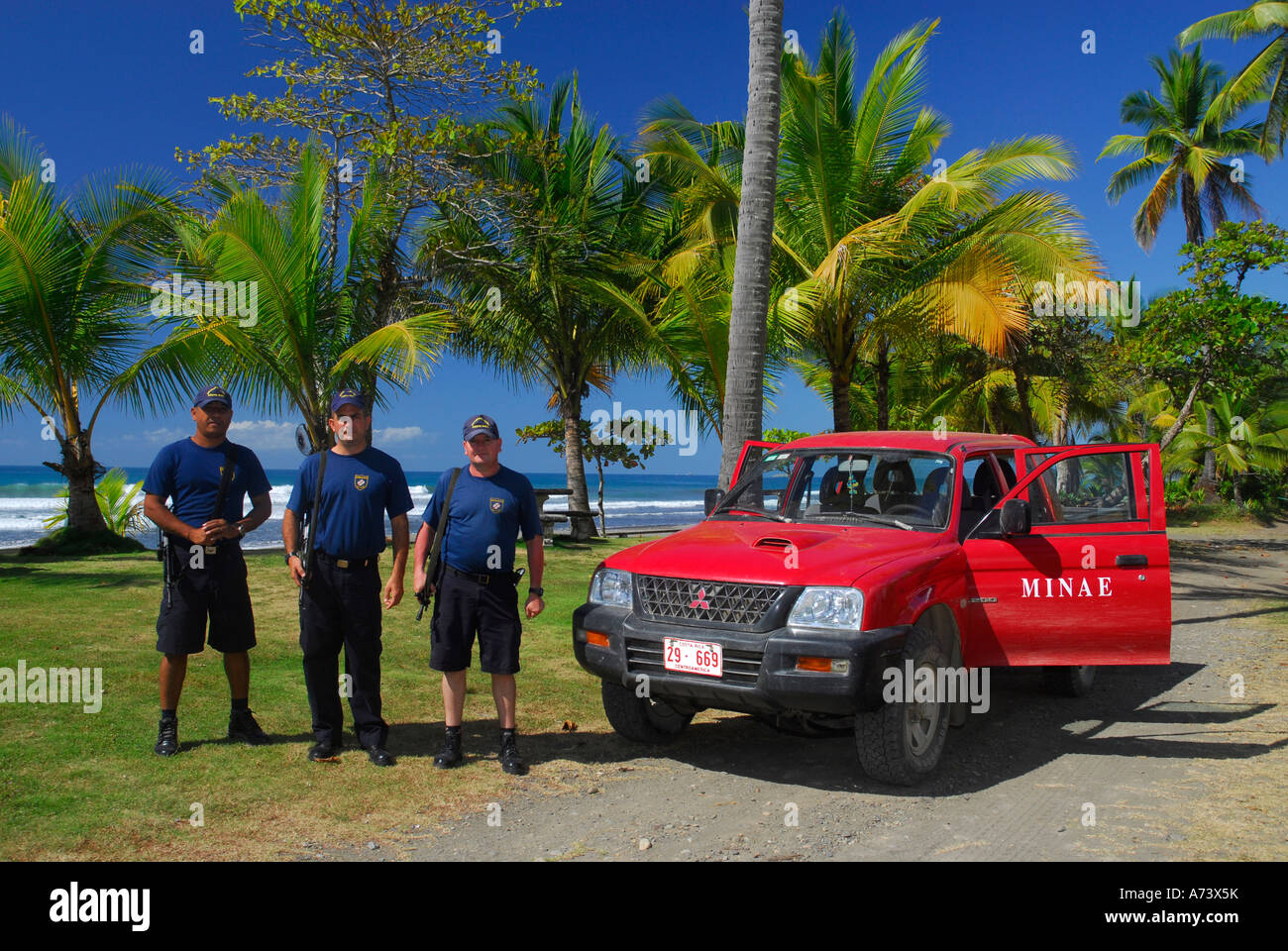 Car guard costa rica hi-res stock photography and images - Alamy