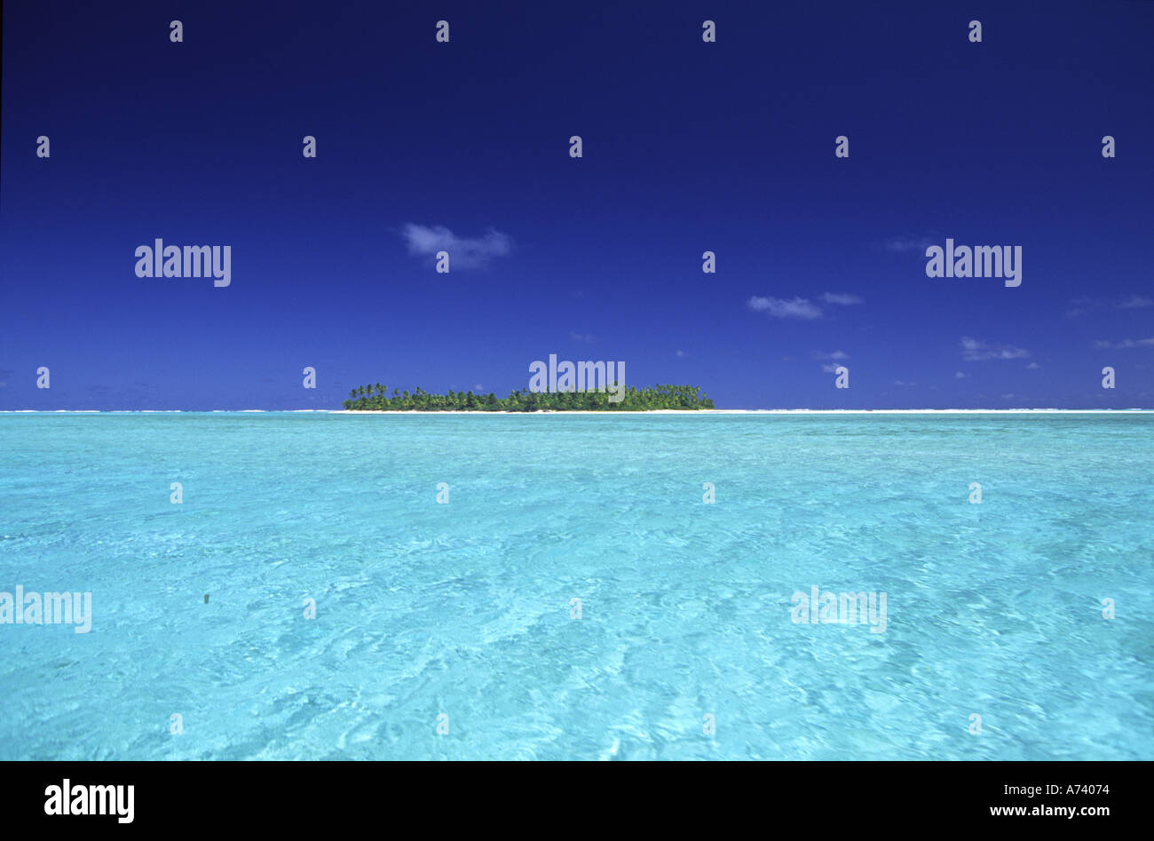 Maina Island Aitutaki Cook Islands Stock Photo - Alamy